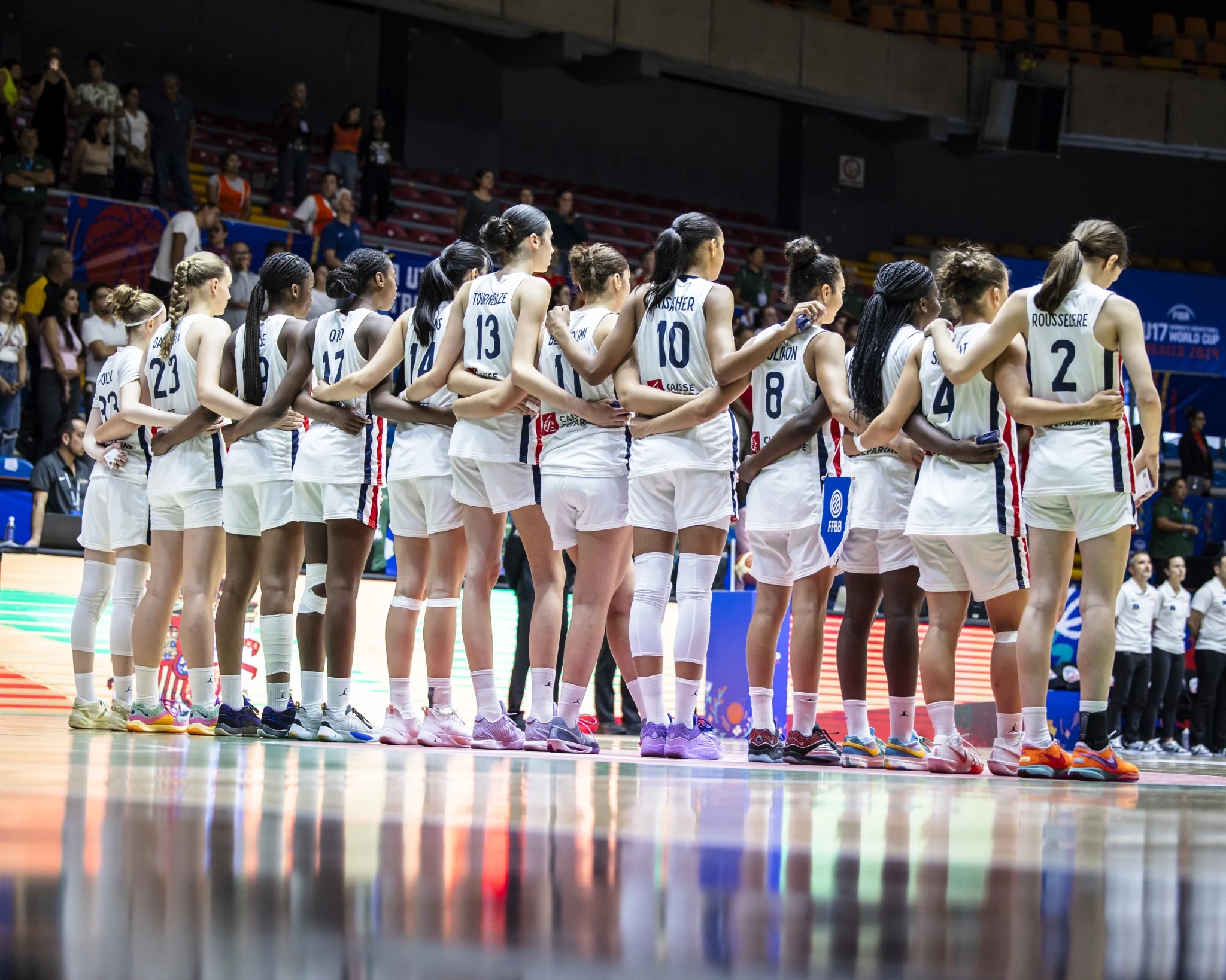 Au pied du podium | FFBB